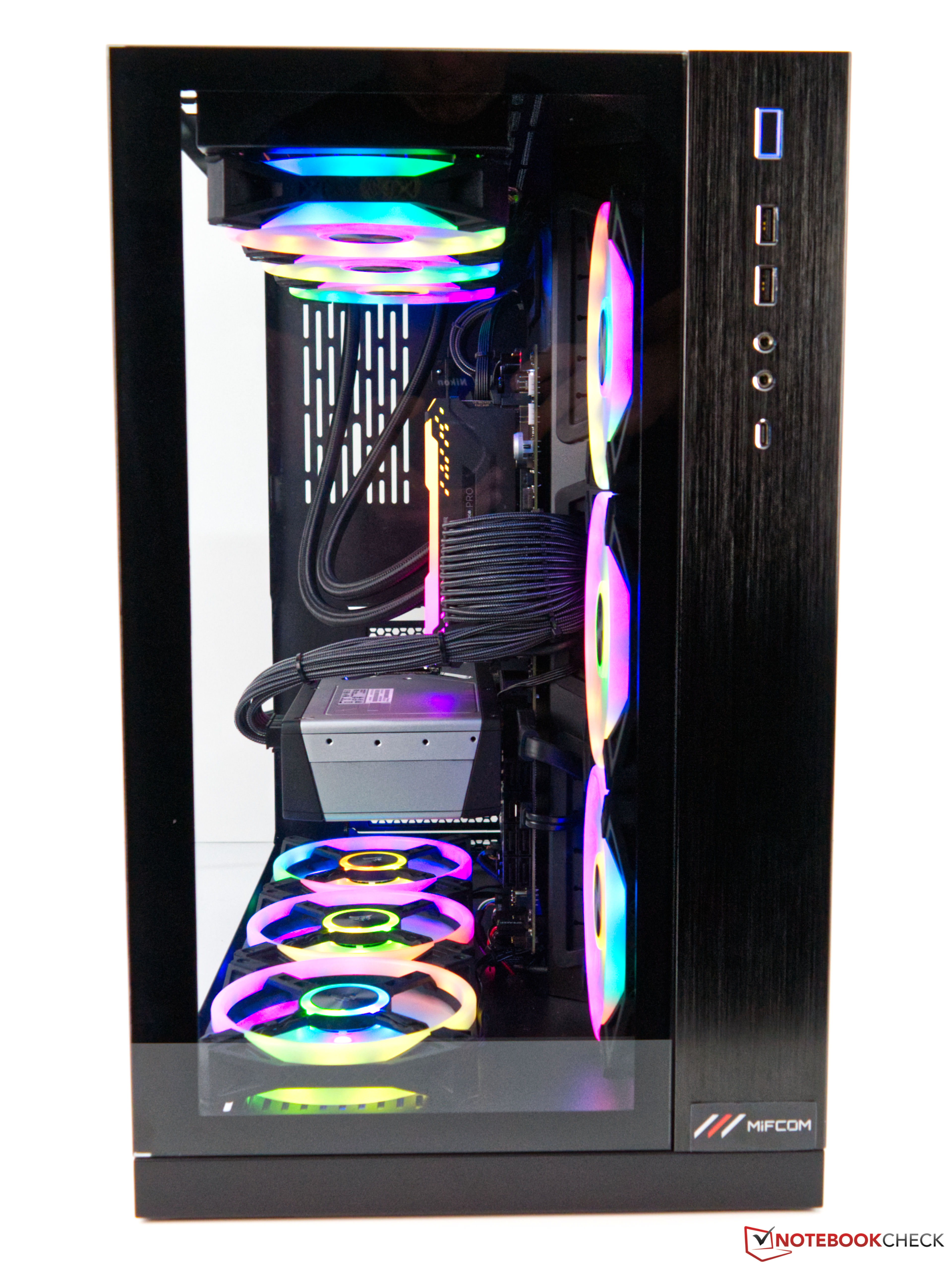 MiFCOM AMD-Desktop-PC mit Radeon RX 6800 XT und Ryzen 9 im Test ...