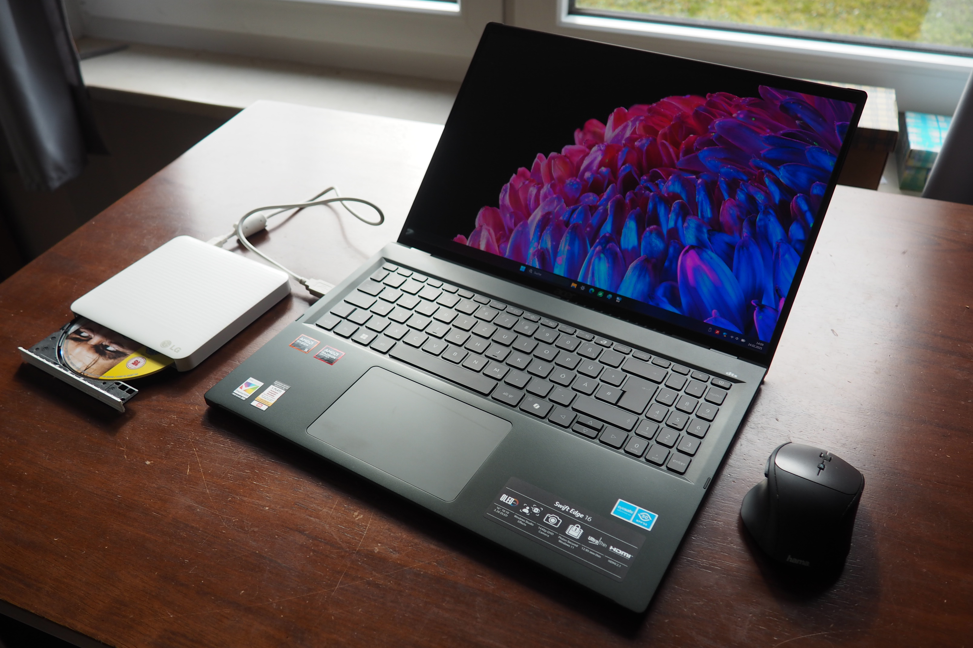 Test Acer Swift Edge 16: Leichter 16-Zoll-Laptop mit OLED-Display ...