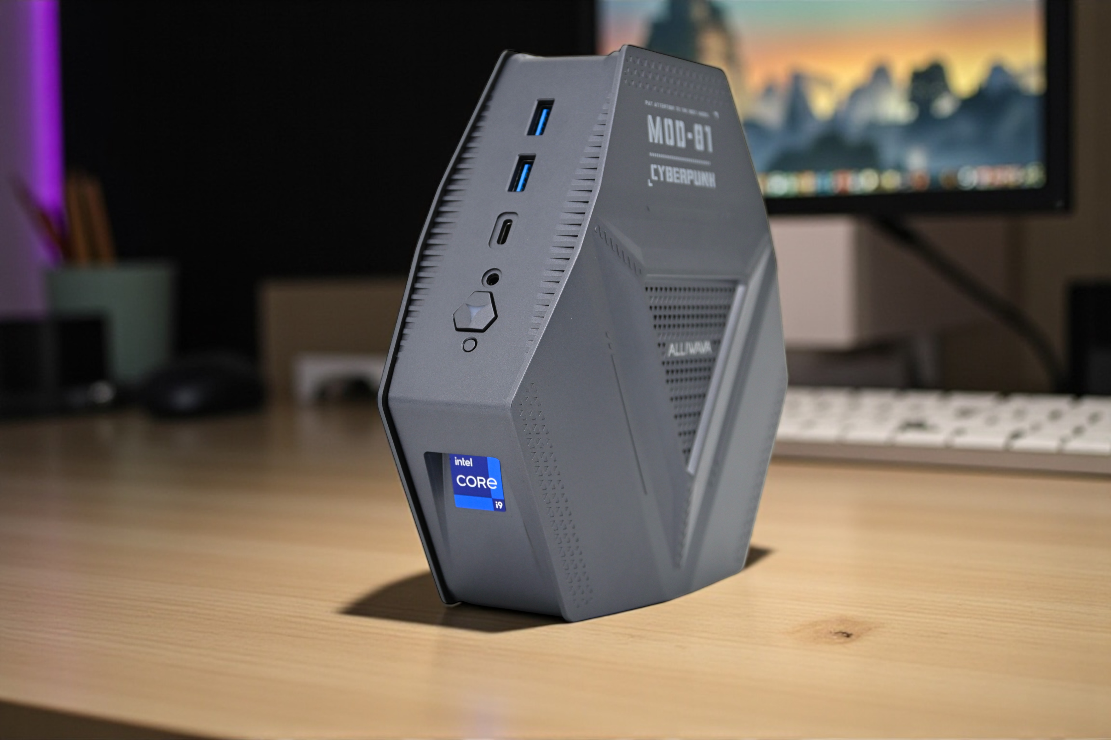 Neuer Mini-PC im Alienware-Style: Alliwava GH9 mit Intel Core i9 und ...