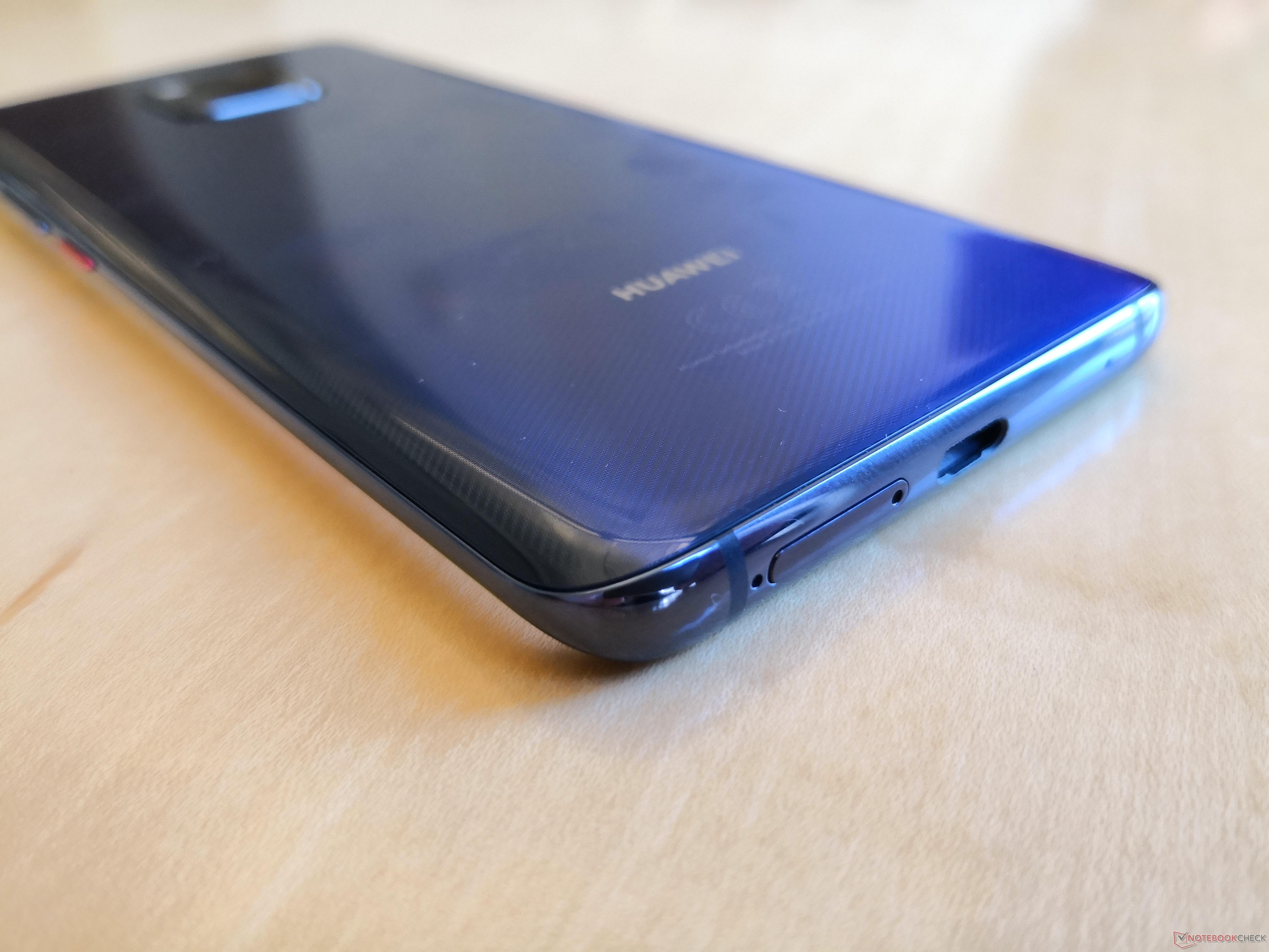 Test Huawei Mate 20 Pro Smartphone - Notebookcheck.com Tests