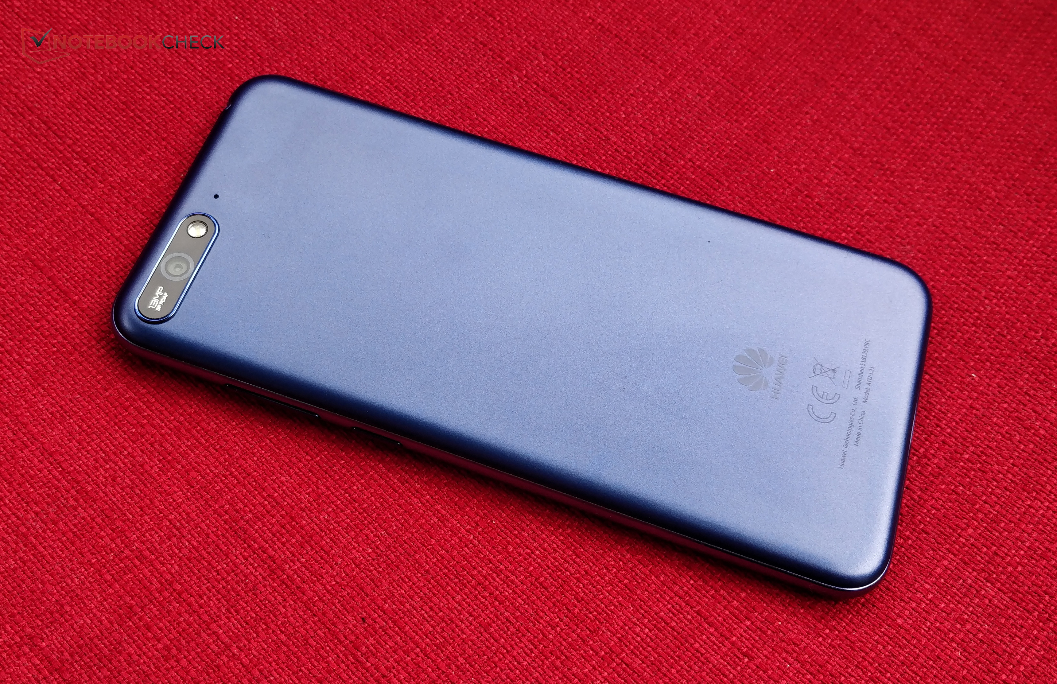 Test Huawei Y6 2018 Smartphone - Notebookcheck.com Tests