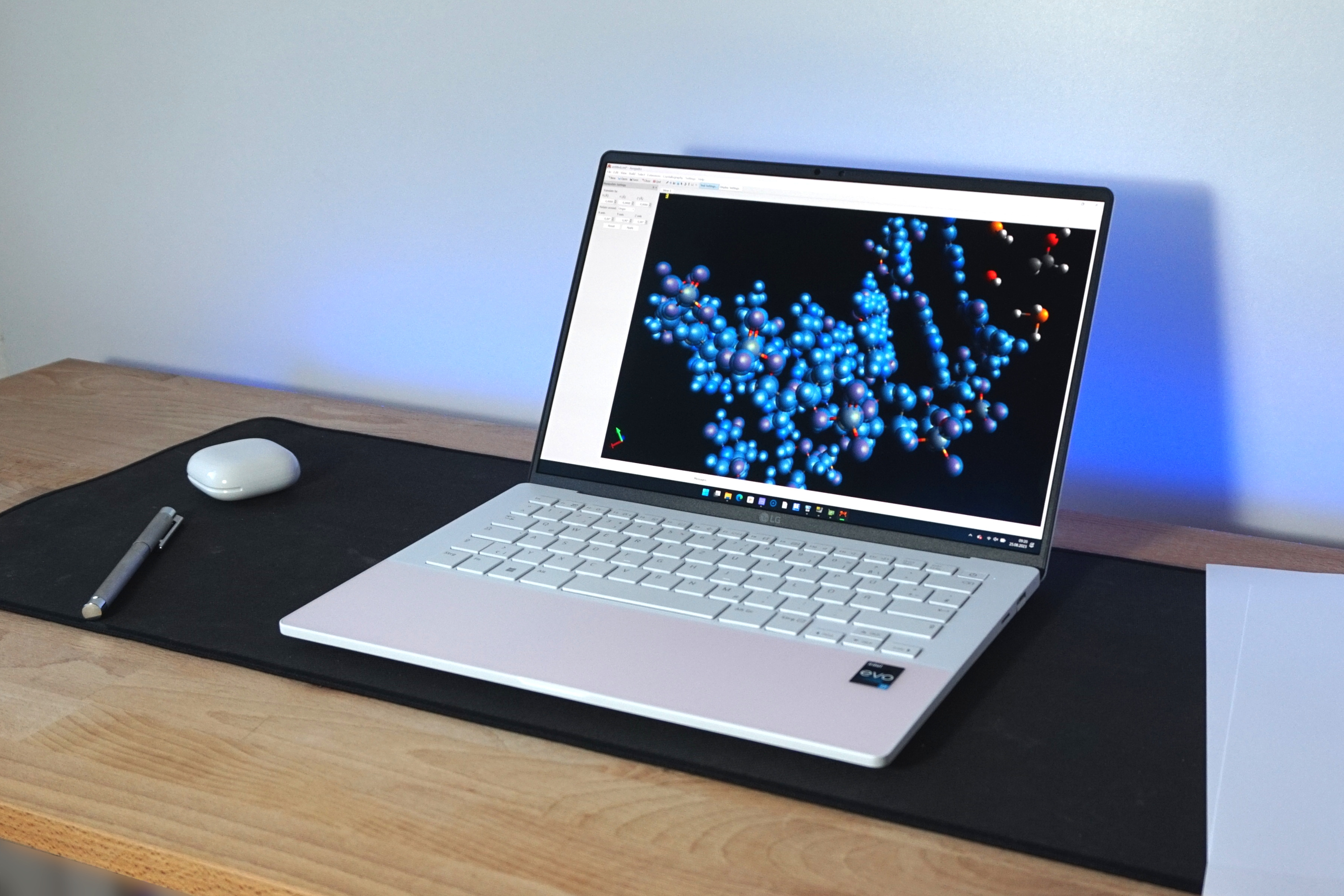 LG Gram Style 14 im Test: Schicker, schneller, (zu) heißer Laptop ...