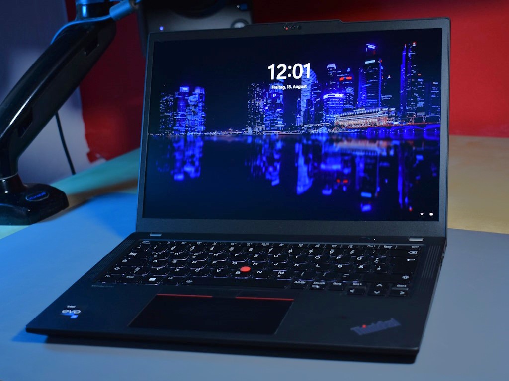 Test Lenovo ThinkPad X13 G4 Intel Laptop: Kompakter 5G-Traveler mit ...