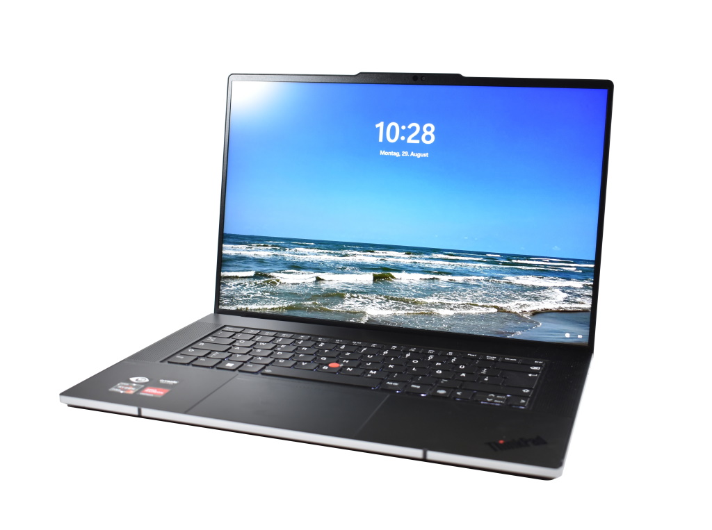 Test Lenovo ThinkPad Z16 G1 Laptop: Leistungsstarkes AMD-Flaggschiff ...