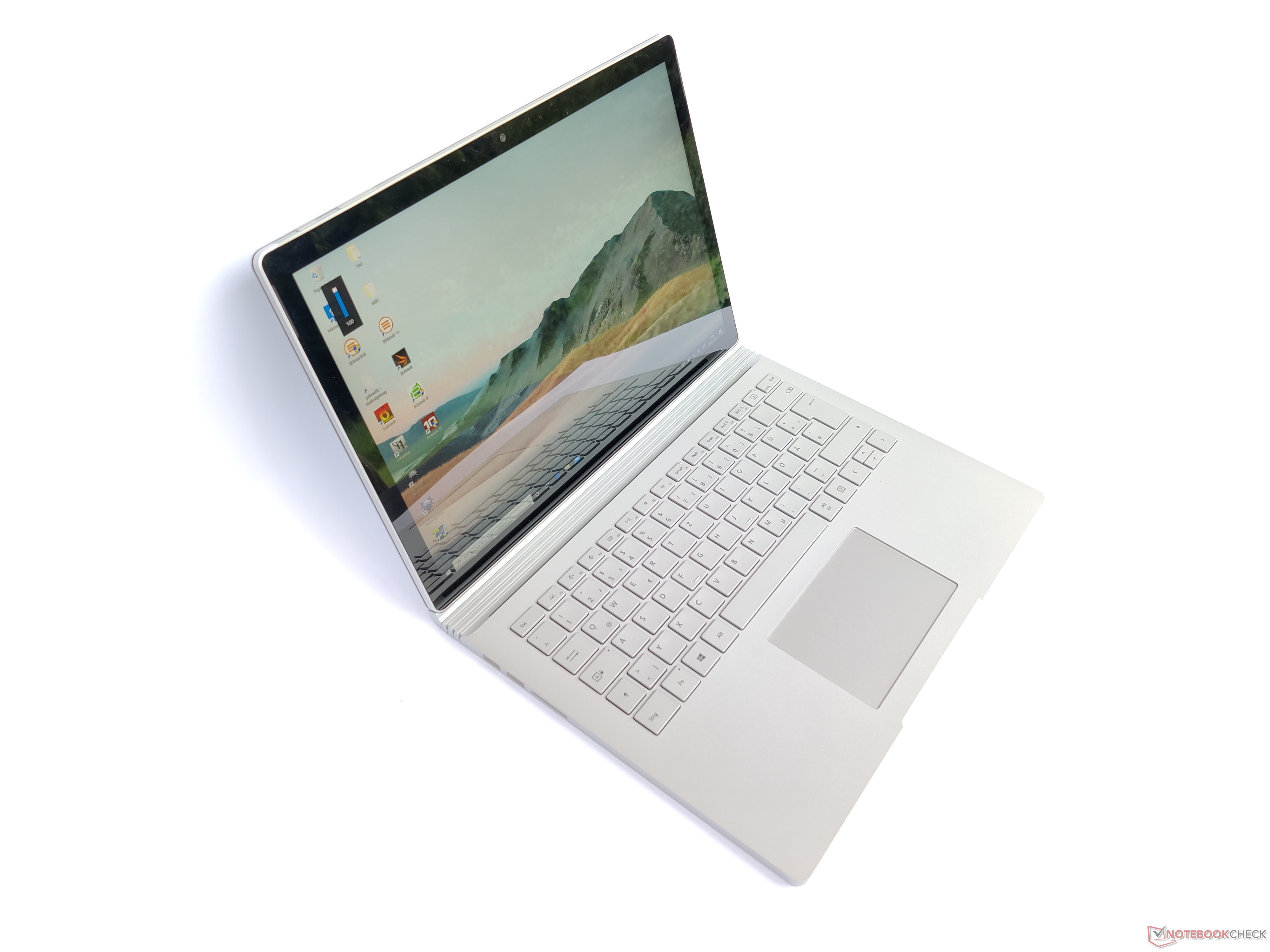 Surface Book 3 13.5 im Test: Microsoft-Convertible wirkt langsam alt ...