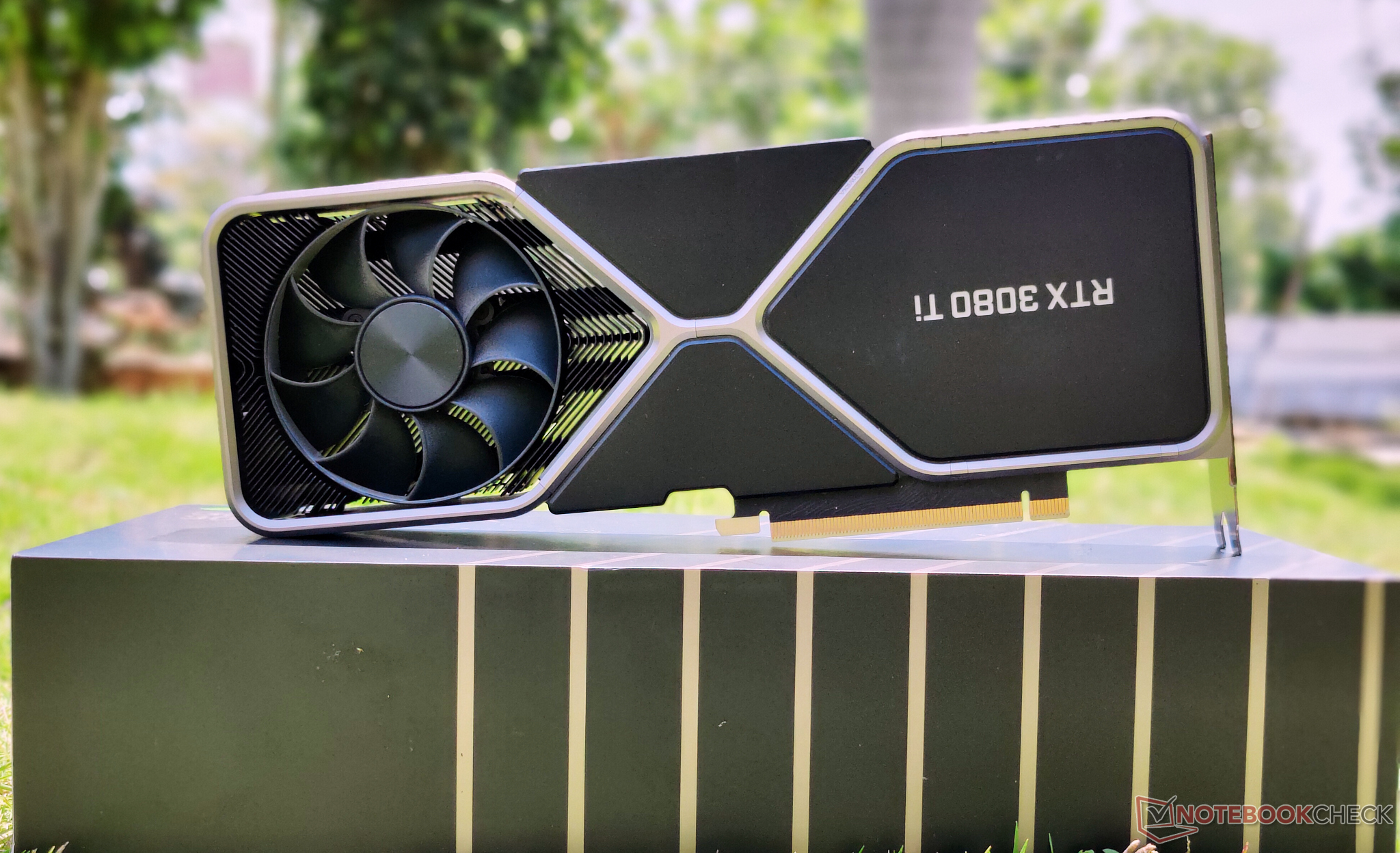 NVIDIA GeForce RTX 3080 Ti Founders Edition Test: Günstigere RTX-3090 ...
