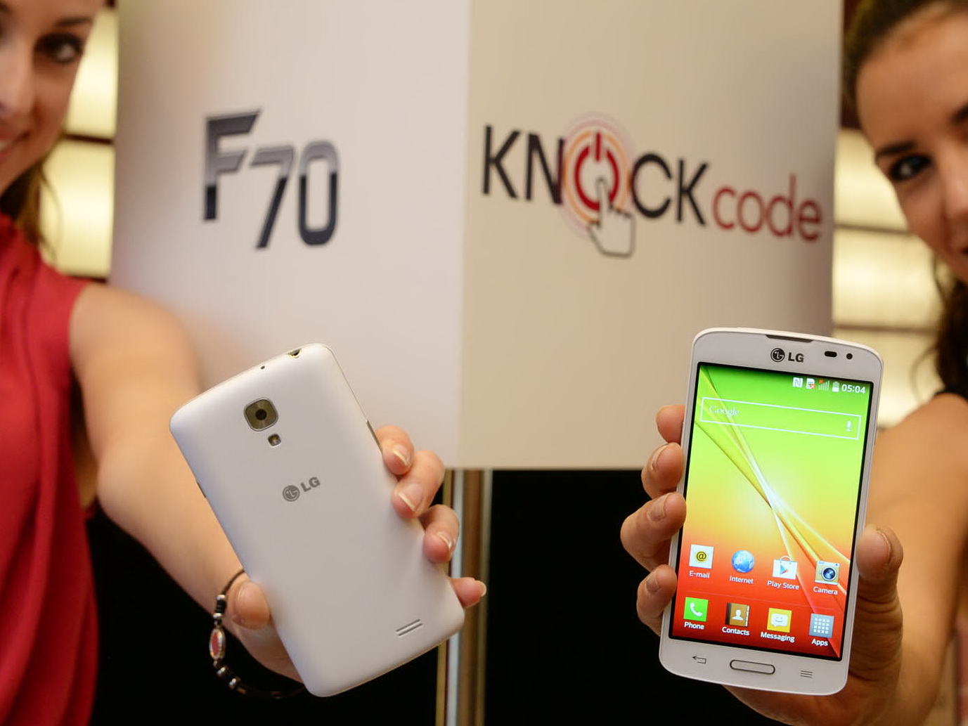 LG präsentiert 4,5-Zoll-LTE-Smartphone LG F70 - Notebookcheck.com News