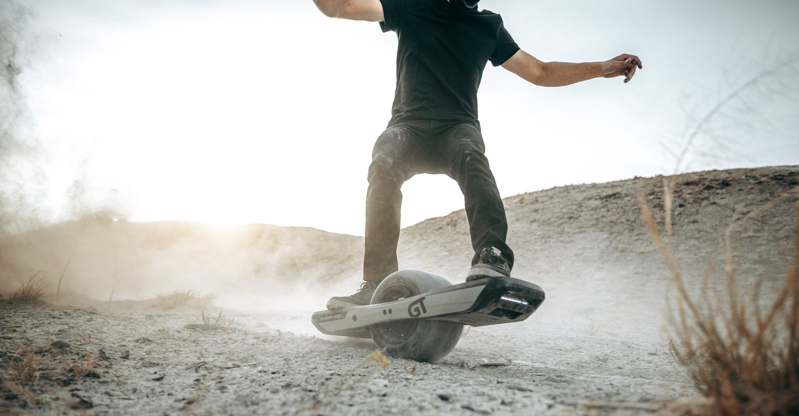Das Future Motion Onewheel GT schafft 32 km/h und bis zu 52 km mit ...