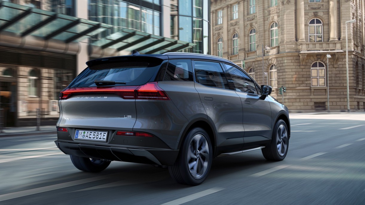 Aiways U5: Elektro-SUV erhält neue Ausstattungsnamen, 11-kW-Drehstromladung und neue Preise ...