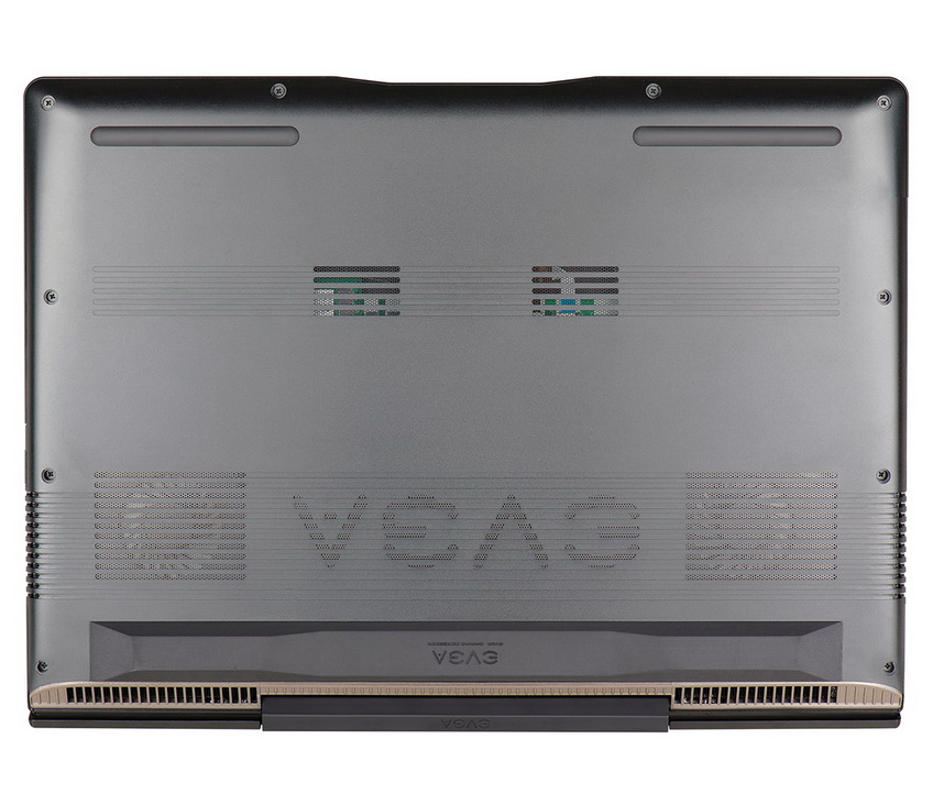 Evga SC17: Gaming-Notebook mit 4K/UHD, GeForce GTX 1070 und G-Sync ...