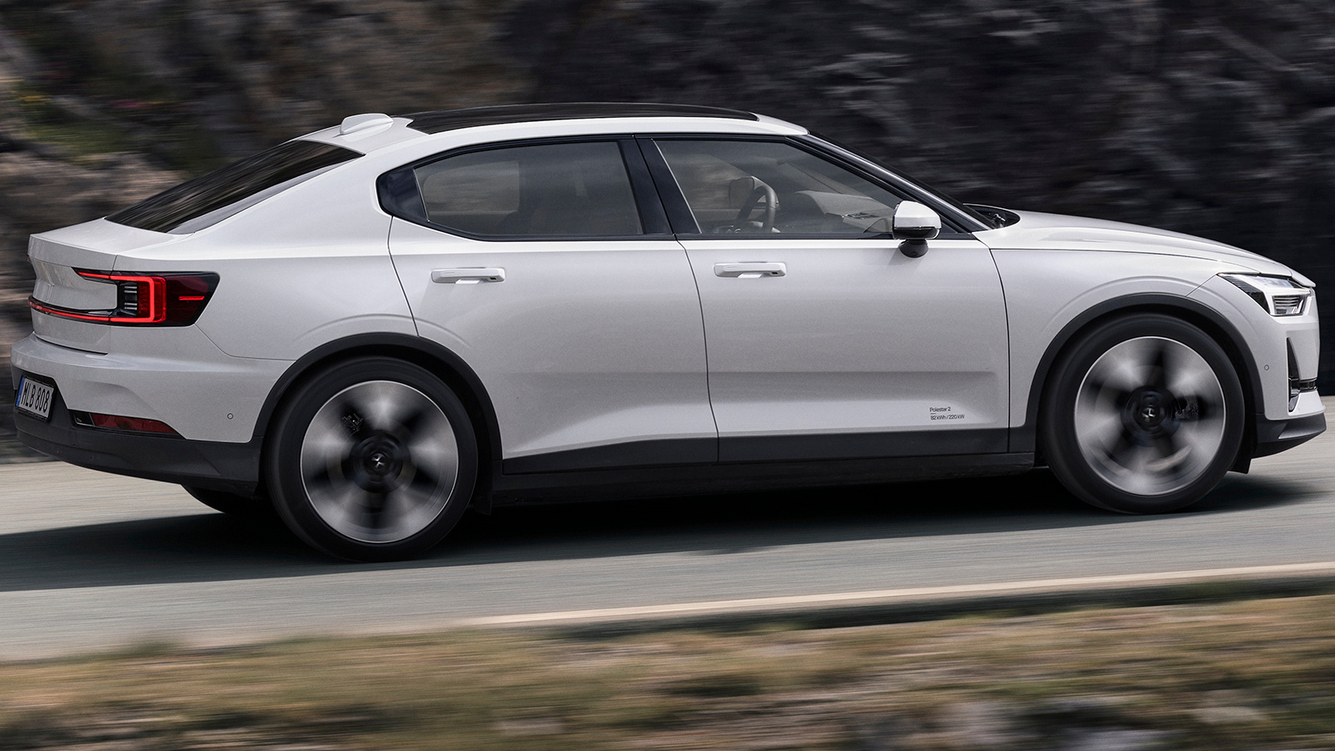 Polestar 2: Verbesserte Effizienz und Reichweite bei geringerem CO2 ...
