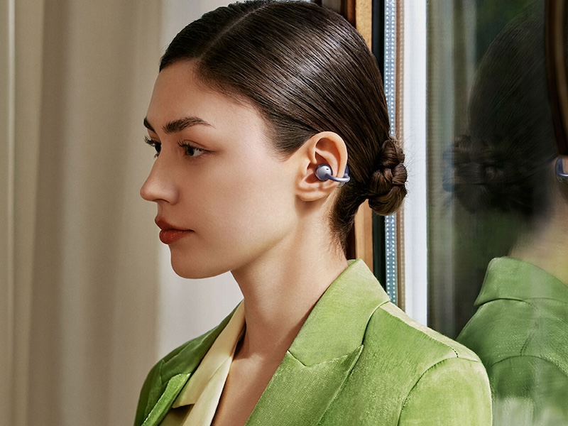 Offene Ohren während Audiowiedergabe für mehr Sicherheit und Komfort ...