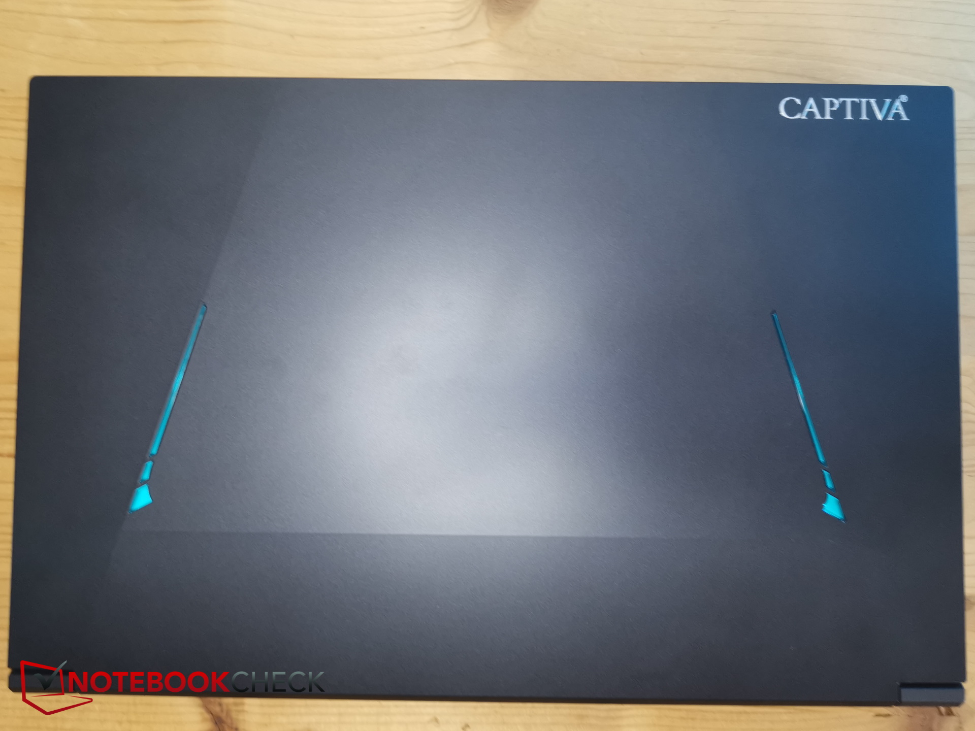 Captiva Gaming-Laptop getestet: Deutscher Vertrieb mit unnötigen ...