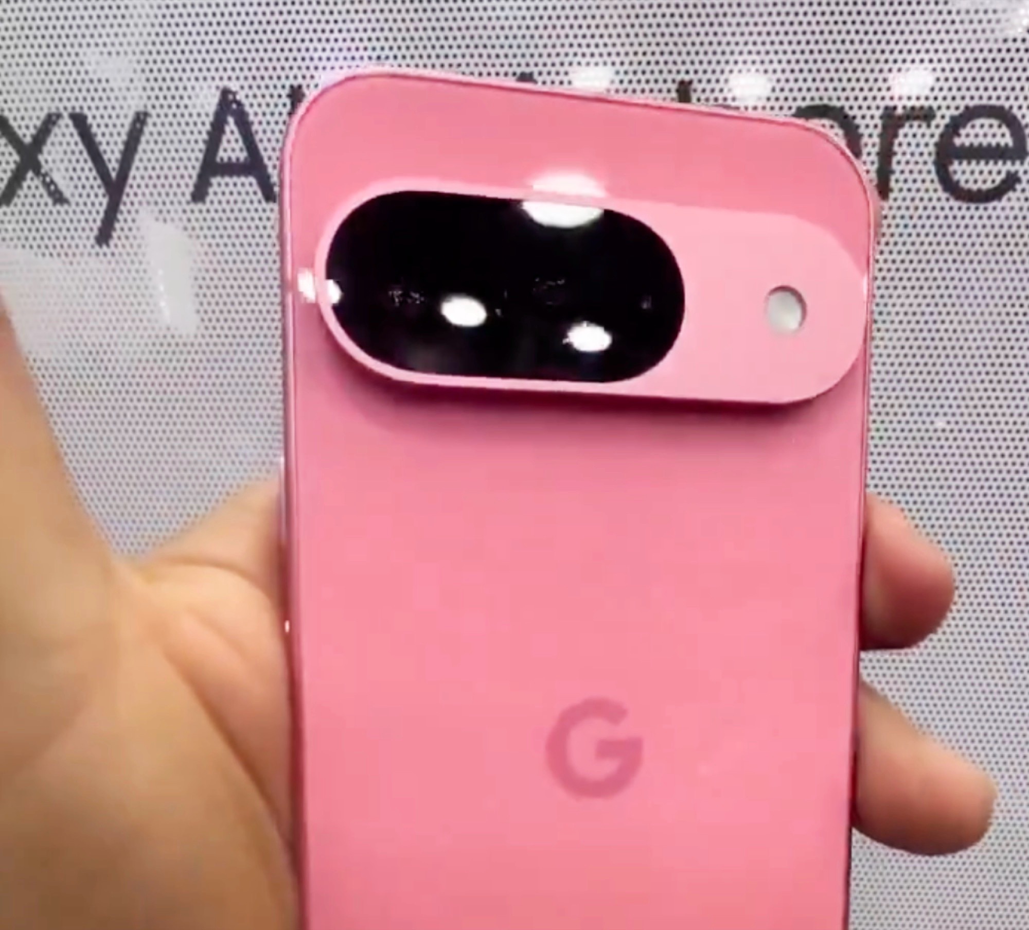 Google Pixel 9 zeigt sich im Hands-on-Video in Pink - Notebookcheck News