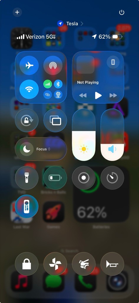 „Steve Jobs hätte alle gefeuert“: Nutzer kritisieren neue „Liquid Glass“-Benutzeroberfläche in ...