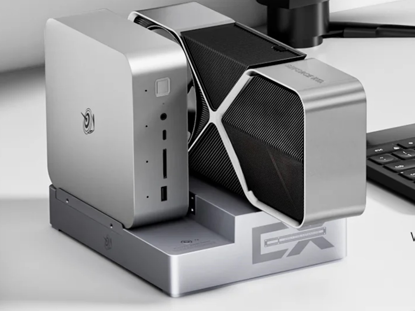 Beelink EX: Grafikdock mit ungewöhnlicher Anschlusstechnik zeigt mit ...