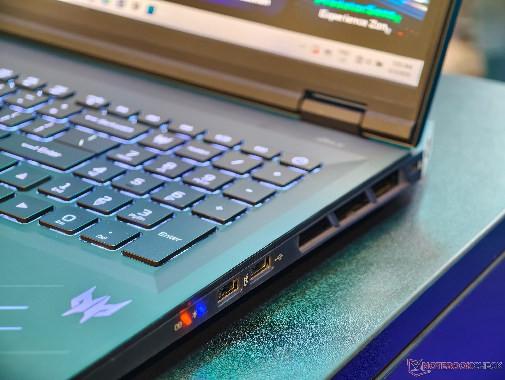 Acer enthüllt Predator Helios 18P AI mit 192 GB ECC-RAM, RTX 5090 und 1.000 Nits 4K-Display ...