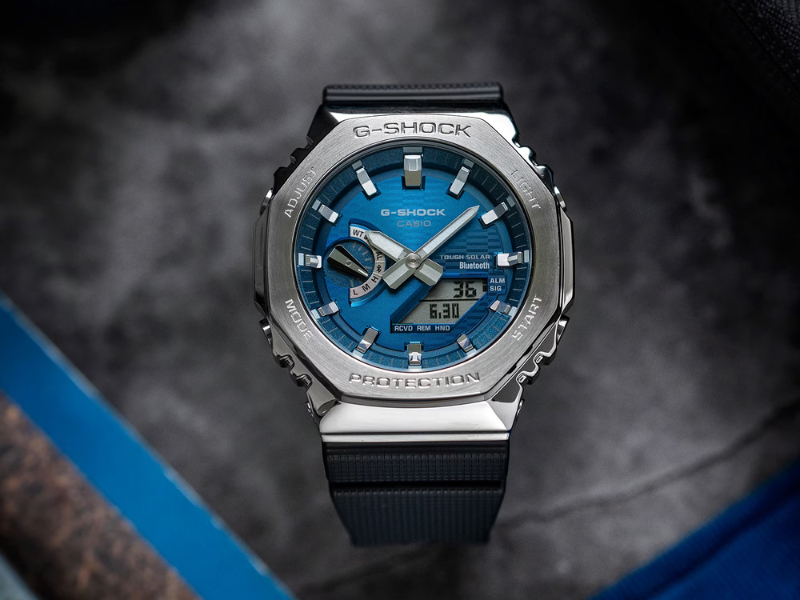 Neue Casio GBM-2100A mit markanter Metalllünette jetzt erhältlich - Notebookcheck.com News