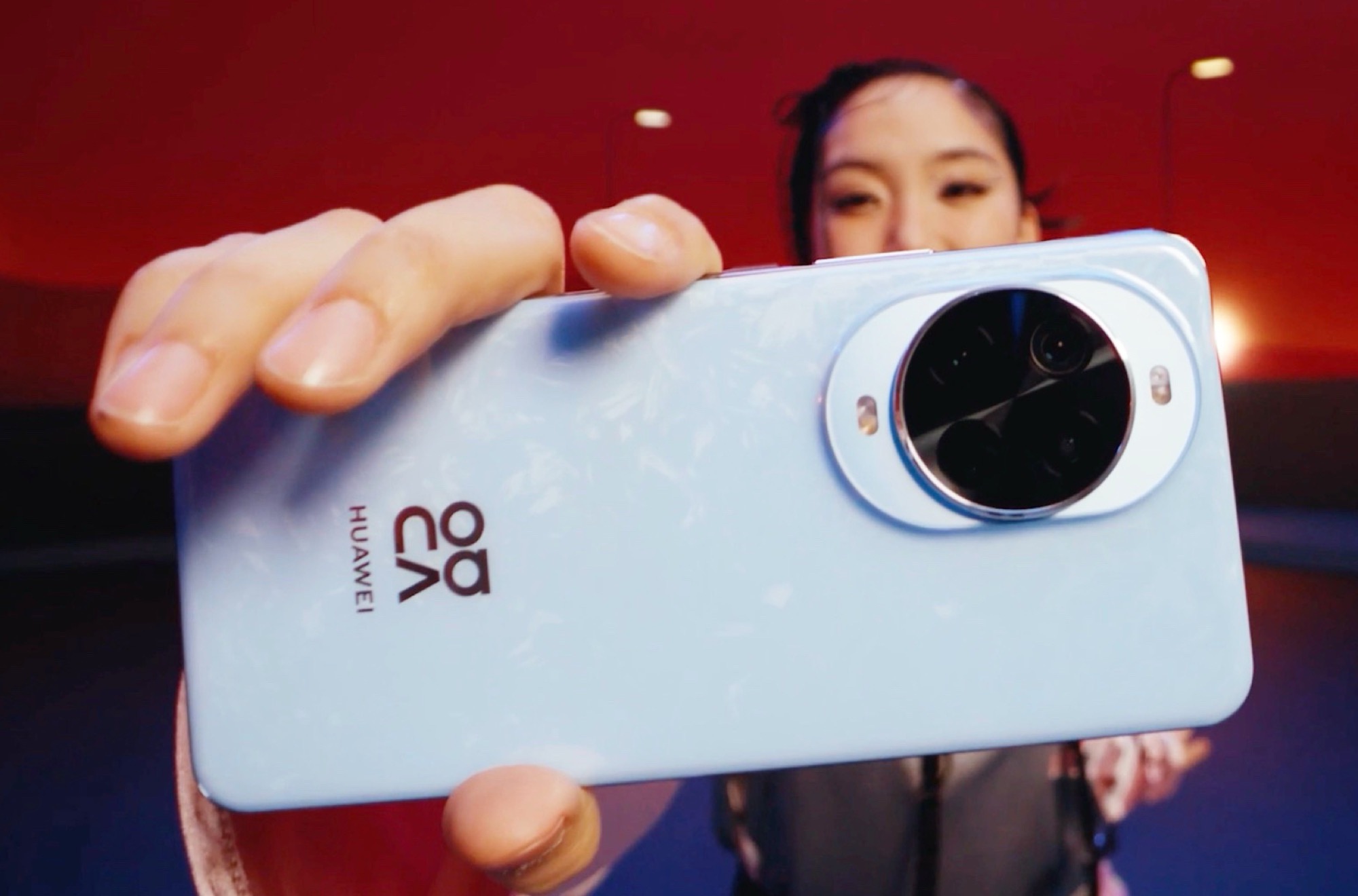 Huawei Nova 14 Pro startet mit variabler Blende und 100 Euro Launch ...