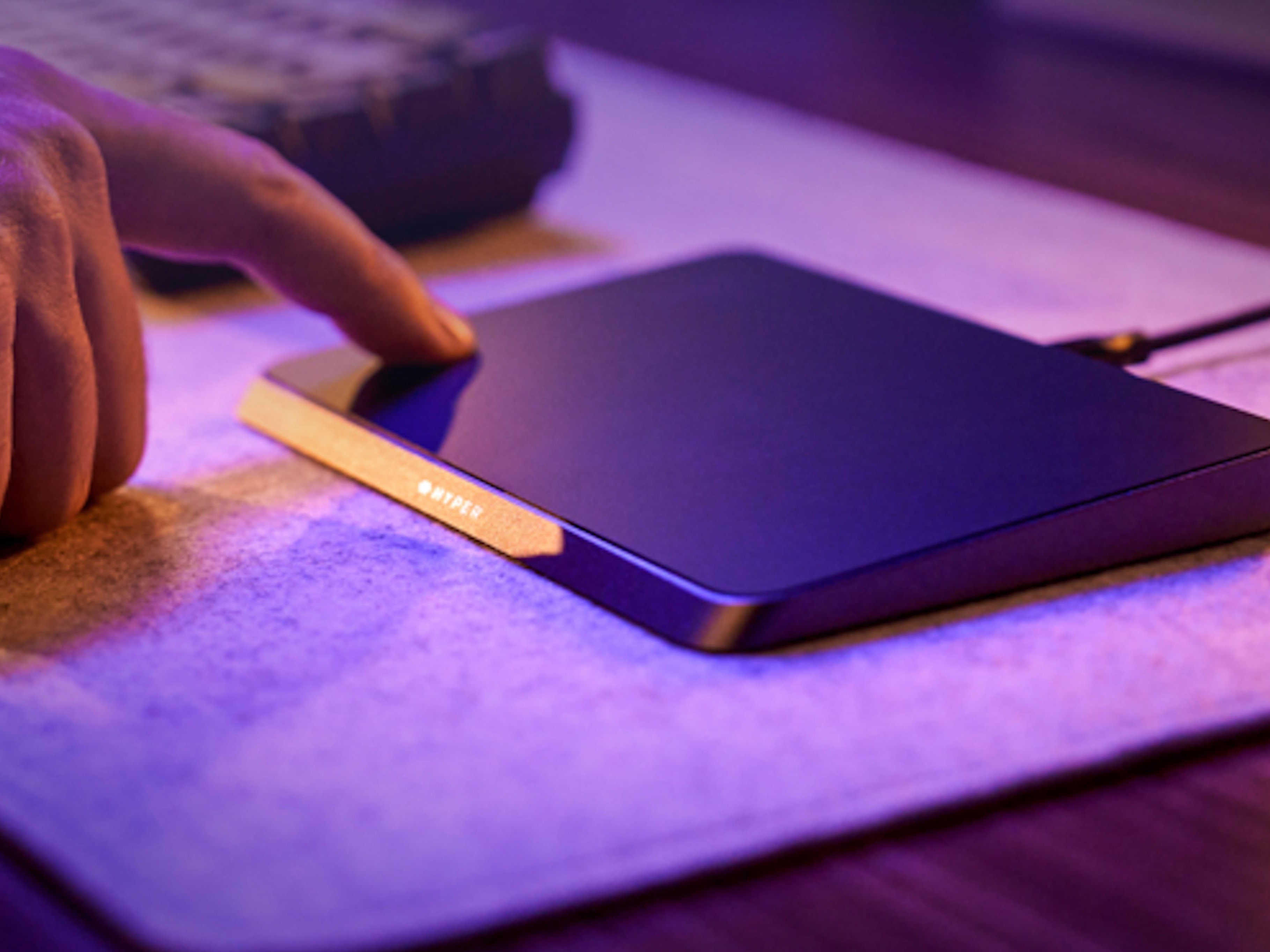 Hyper TrackPad Pro greift Apple Magic Trackpad an, mit Kraft-Sensorik ...