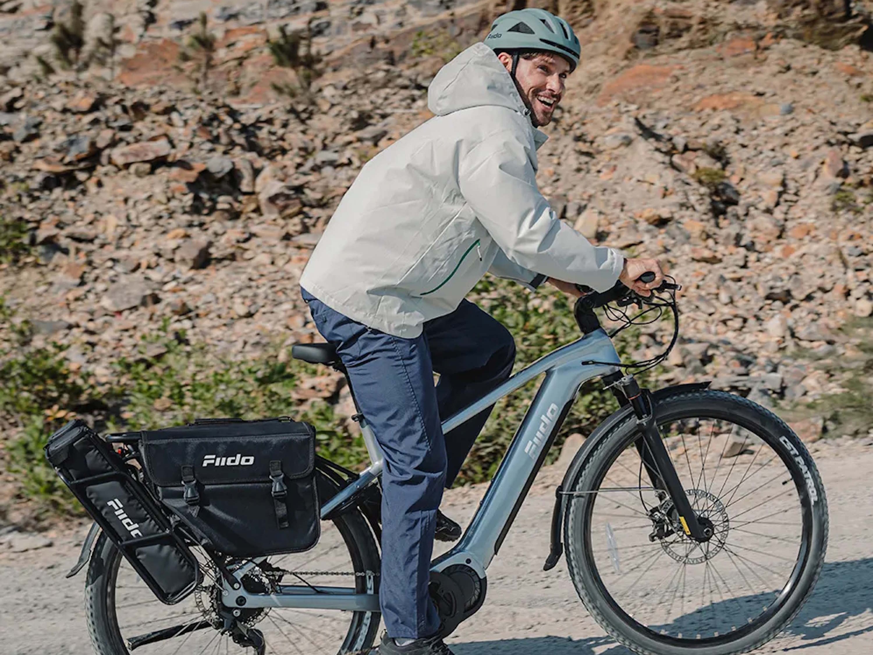 Fiido Nomads Pro: Trekking-E-Bike mit 225 km Reichweite und 100 Nm ...