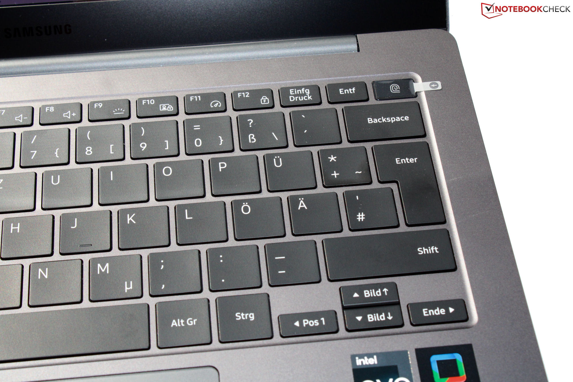 Samsung Galaxy Book3 Pro 14 im Test: Leichtes Office-Notebook mit 20 ...