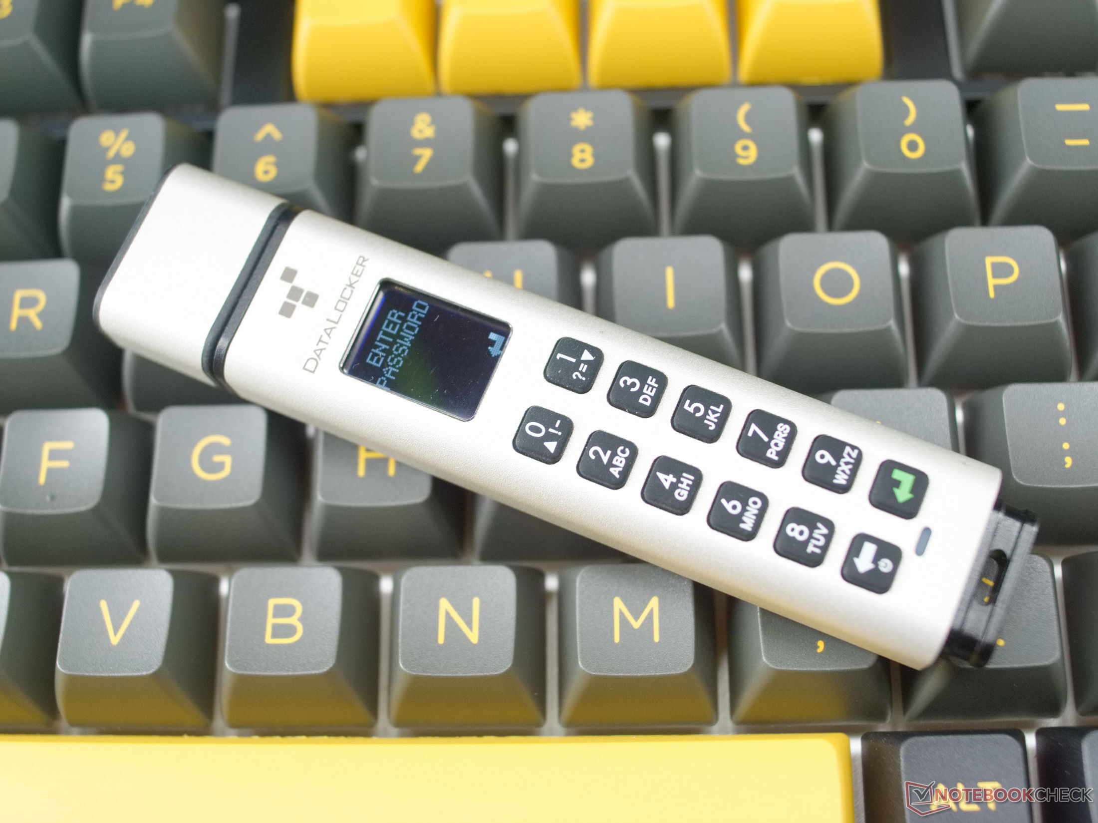 DataLocker Sentry K350 verschlüsselter USB-Stick im Test: Datentresor ...