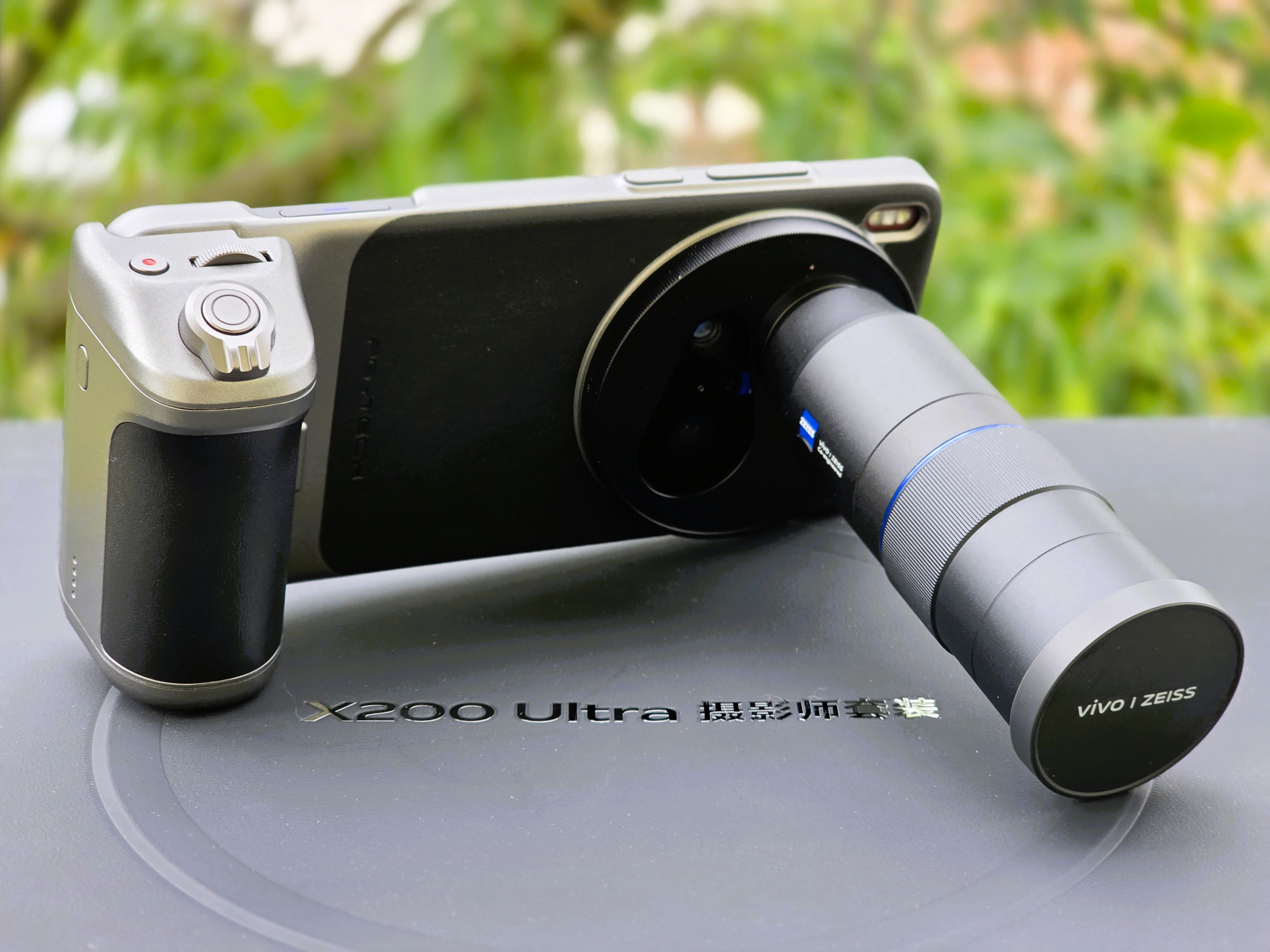 Ultimatives Smartphone Kamera-Kit mit Zeiss Telekonverter im Praxis ...
