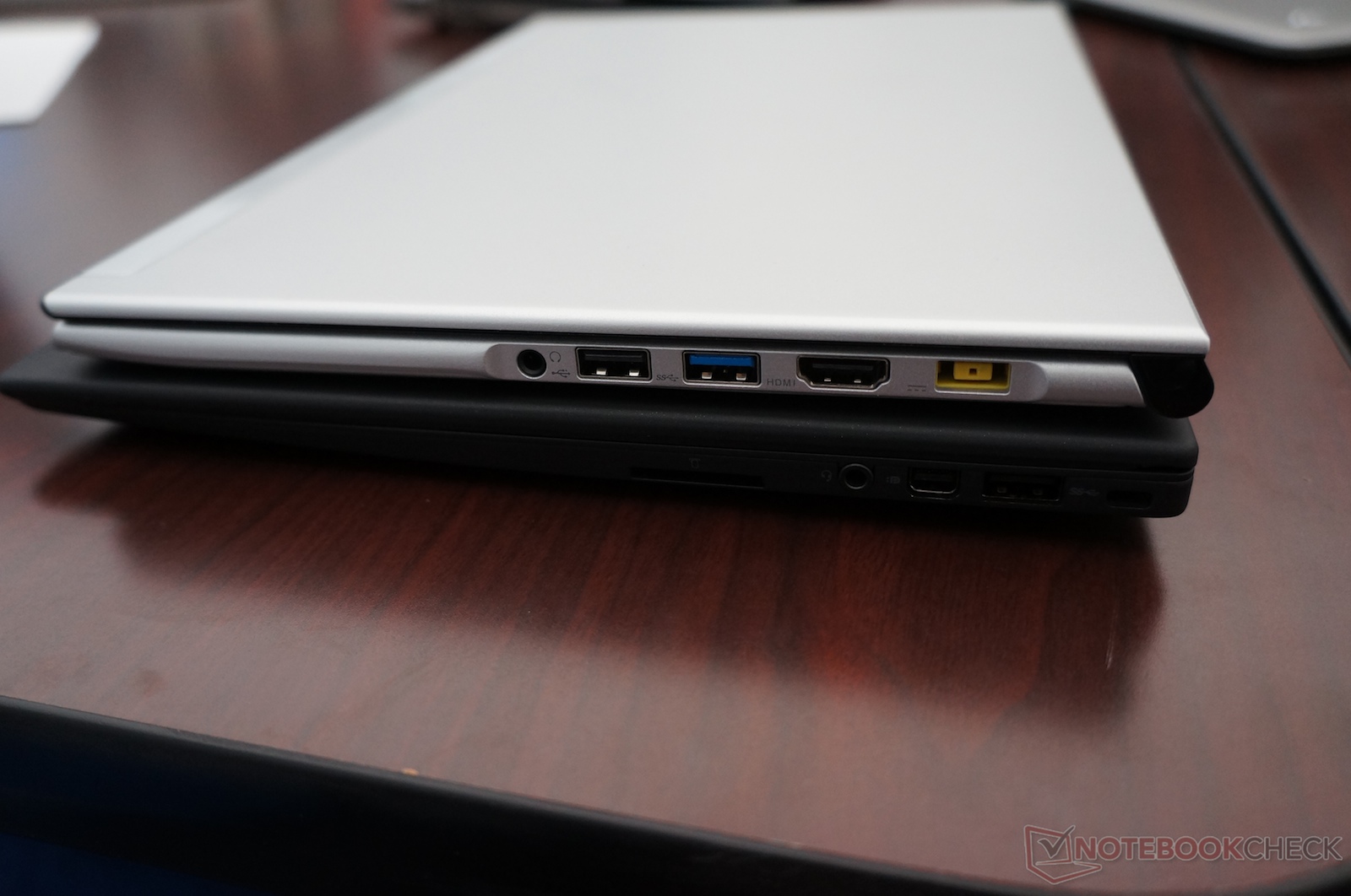13,3"-Ultrabook NEC LaVie Z mit 875 Gramm - Notebookcheck.com News