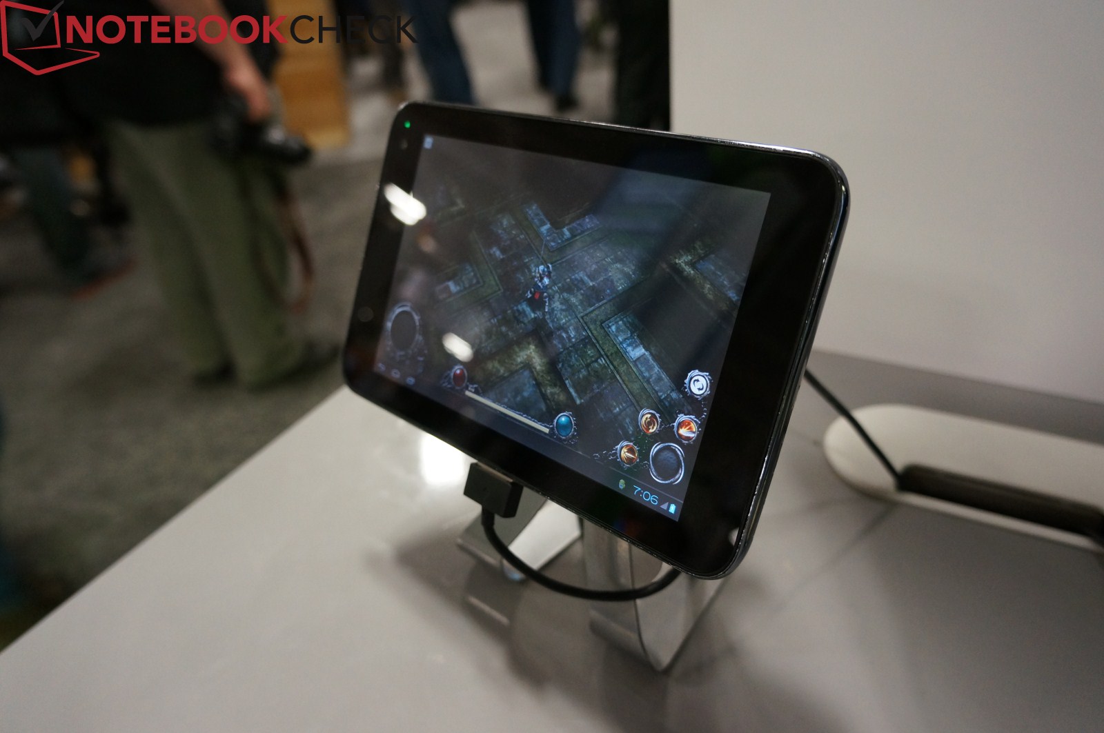 7-Zoll-Tablet ZTE T98 mit Tegra 3 im Hands-On - Notebookcheck.com News