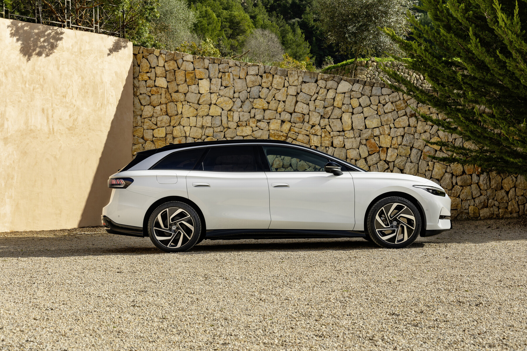 VW ID.7 Tourer: Passat-Nachfolger als Elektro-Kombi mit riesigem ...
