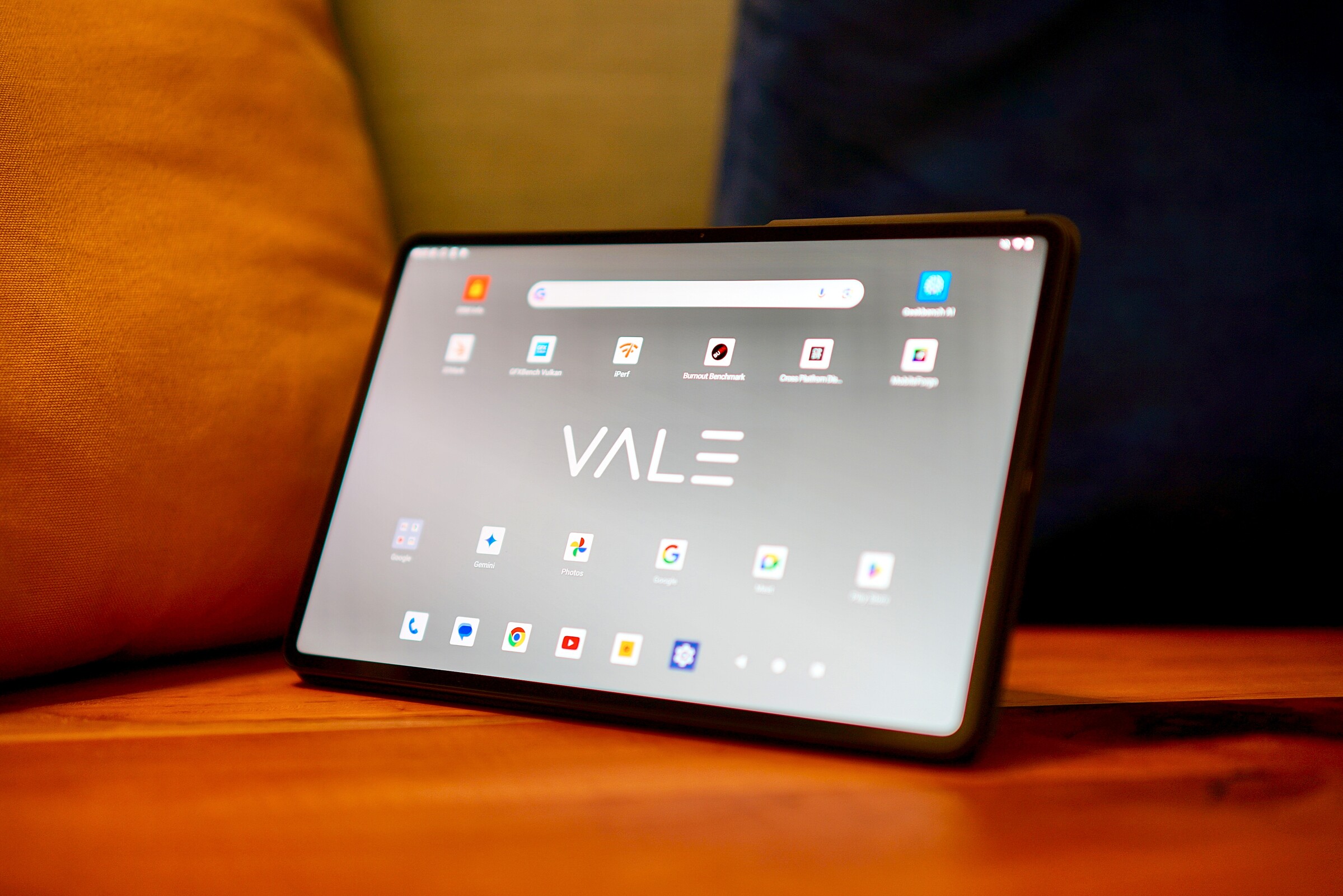 Vale V12X Tablet im Test: Schlanke Display-Ränder, OLED und LTE – aber ...