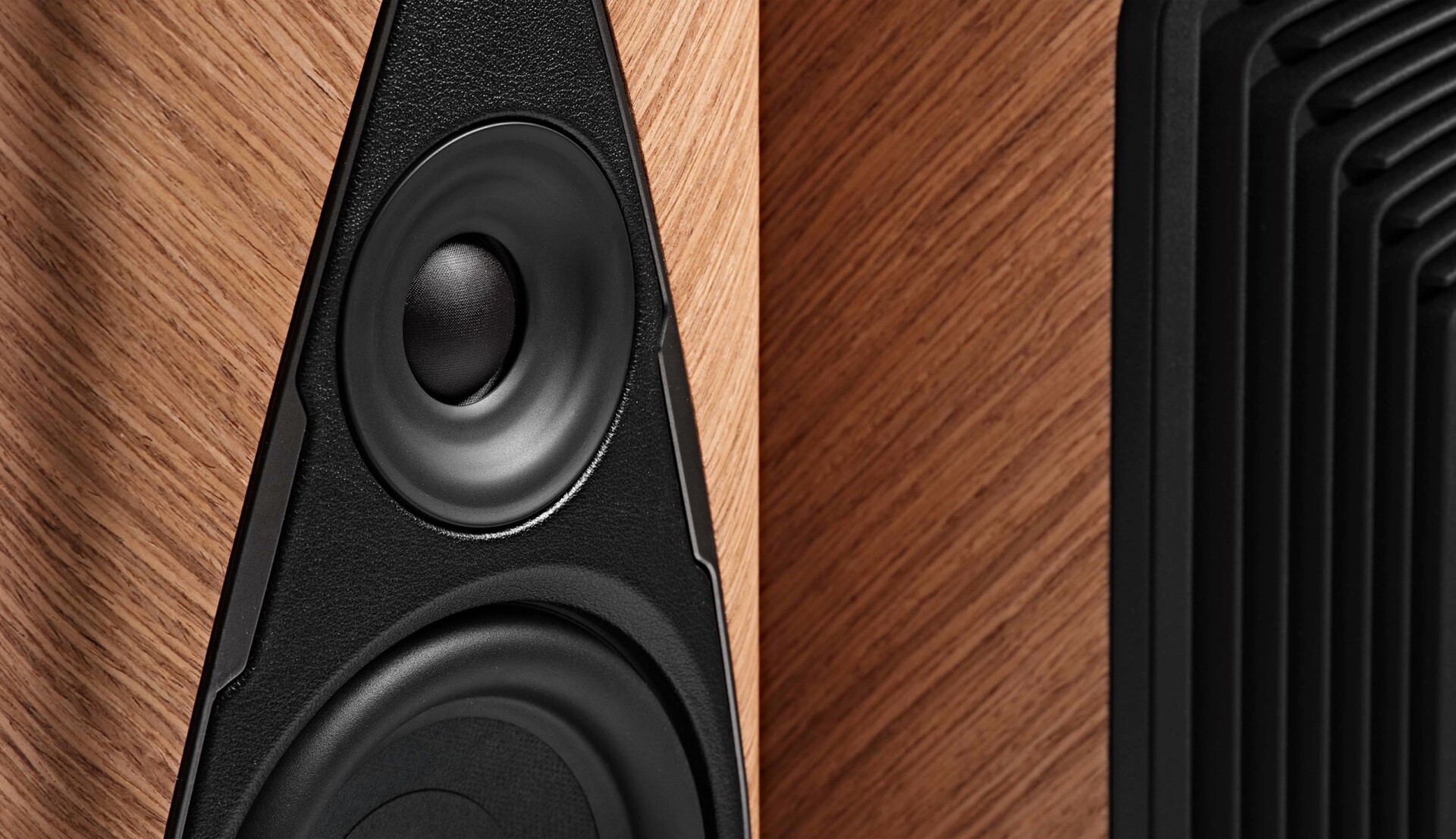 Sonus Faber Duetto Hi-Fi-Lautsprecher packen 500W Leistung, Streaming und Dual-Treiber ins ...