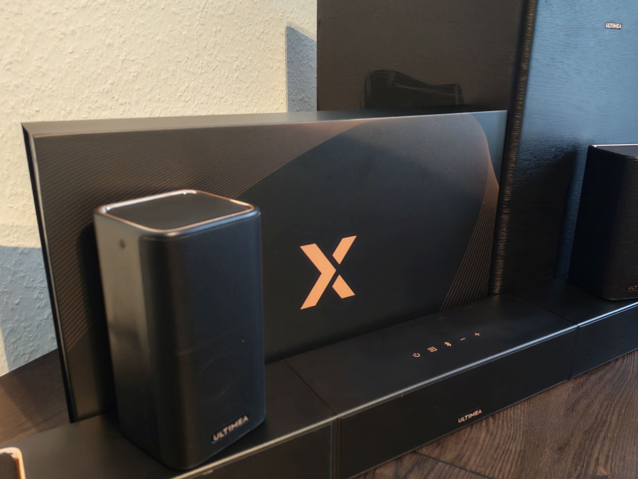 Ultimea Skywave X70 - 7.1.4-Soundbar im Praxis-Test - Notebookcheck.com ...