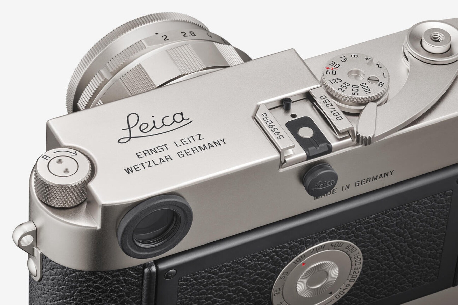 Leica M Edition 70 startet zum 70-jährigen Jubiläum der Leica M3 mit Platinbeschichtung und ...