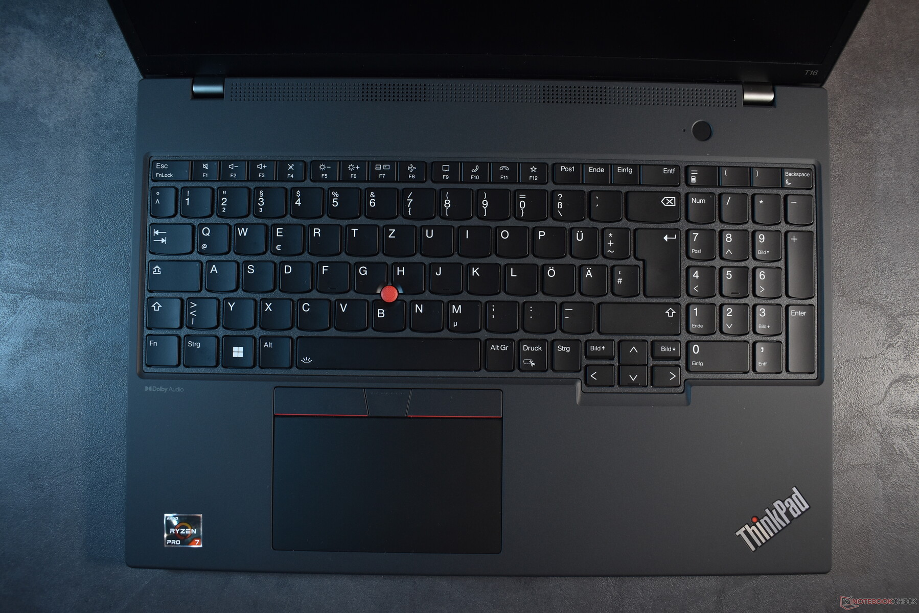 Test Lenovo ThinkPad T16 G2 AMD Laptop: Großes ThinkPad mit Ryzen 7040 ...