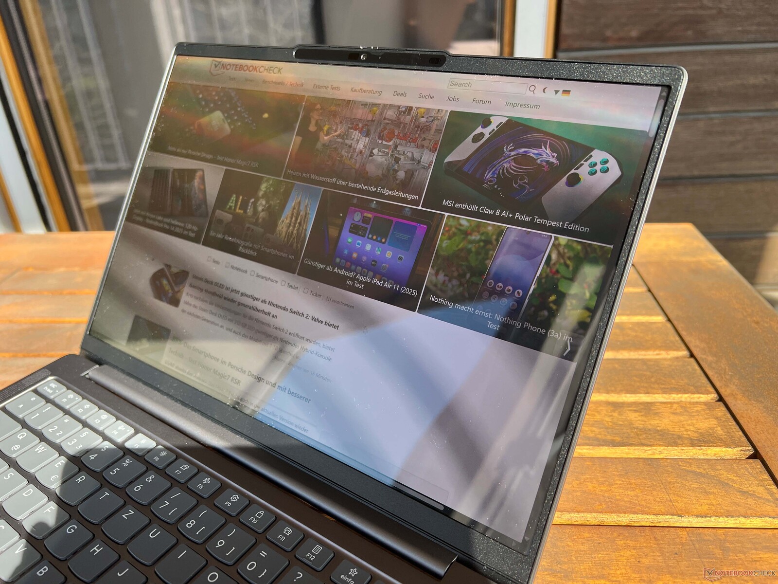1.100-Nits-OLED und AMD Zen 5 im Kreativ-Laptop - Lenovo IdeaPad Pro 5 ...