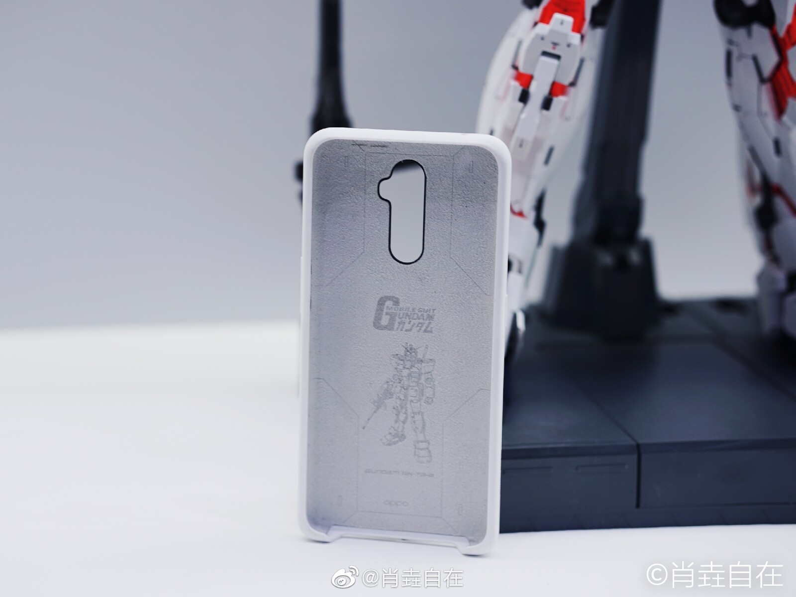 Oppo Reno Ace: Gundam Special Edition für Vorbesteller - Notebookcheck News