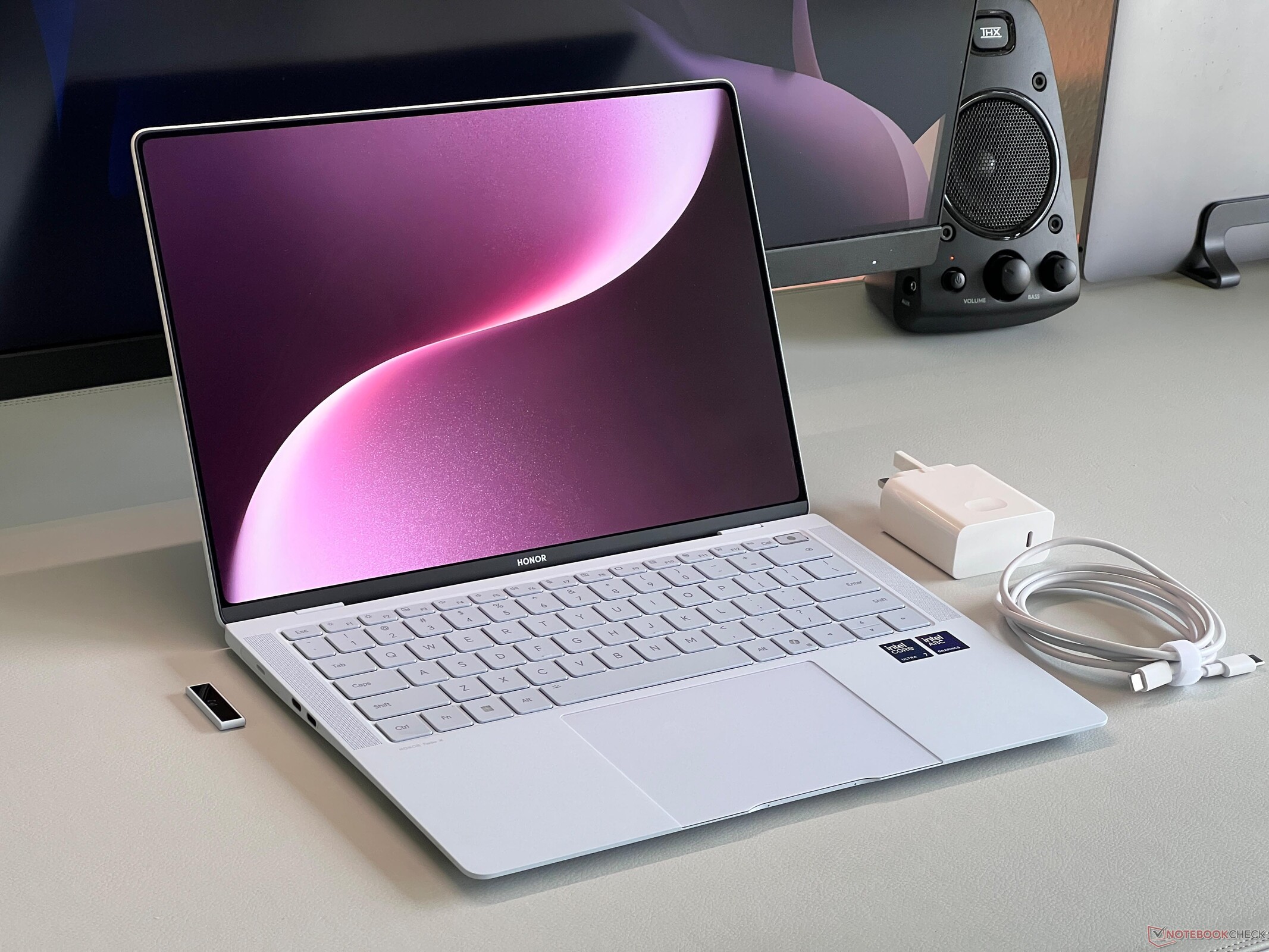 Honors neues MagicBook Art 14 2025 ist zum Verkaufsstart mit 200 Euro ...