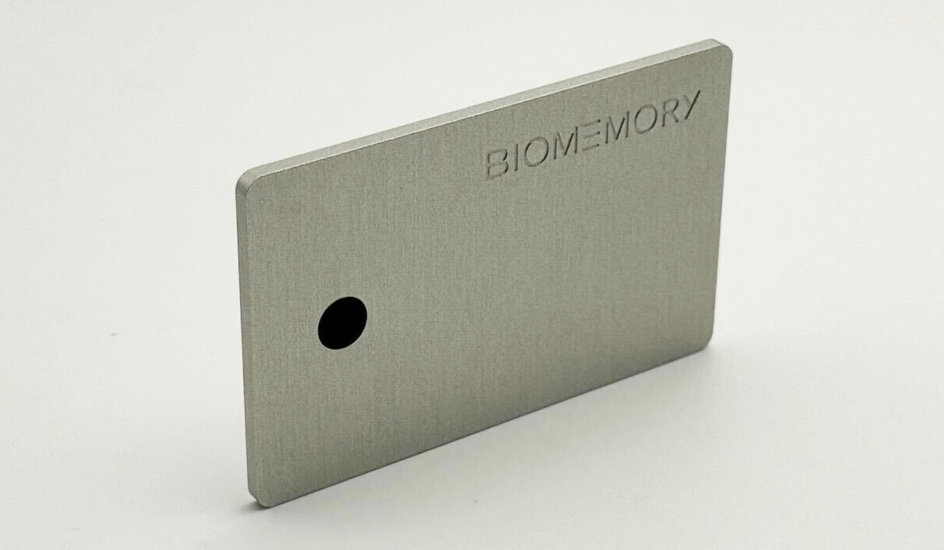 Biomemory Card speichert Daten als DNA, hält mindestens 150 Jahre ...