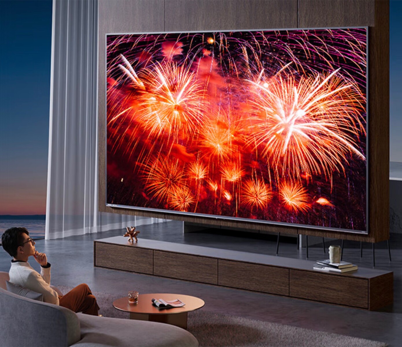 Hisense E8K: Günstiger Mini-LED Smart TV verspricht 144 Hz und 1.600 Nits auf 100 Zoll ...