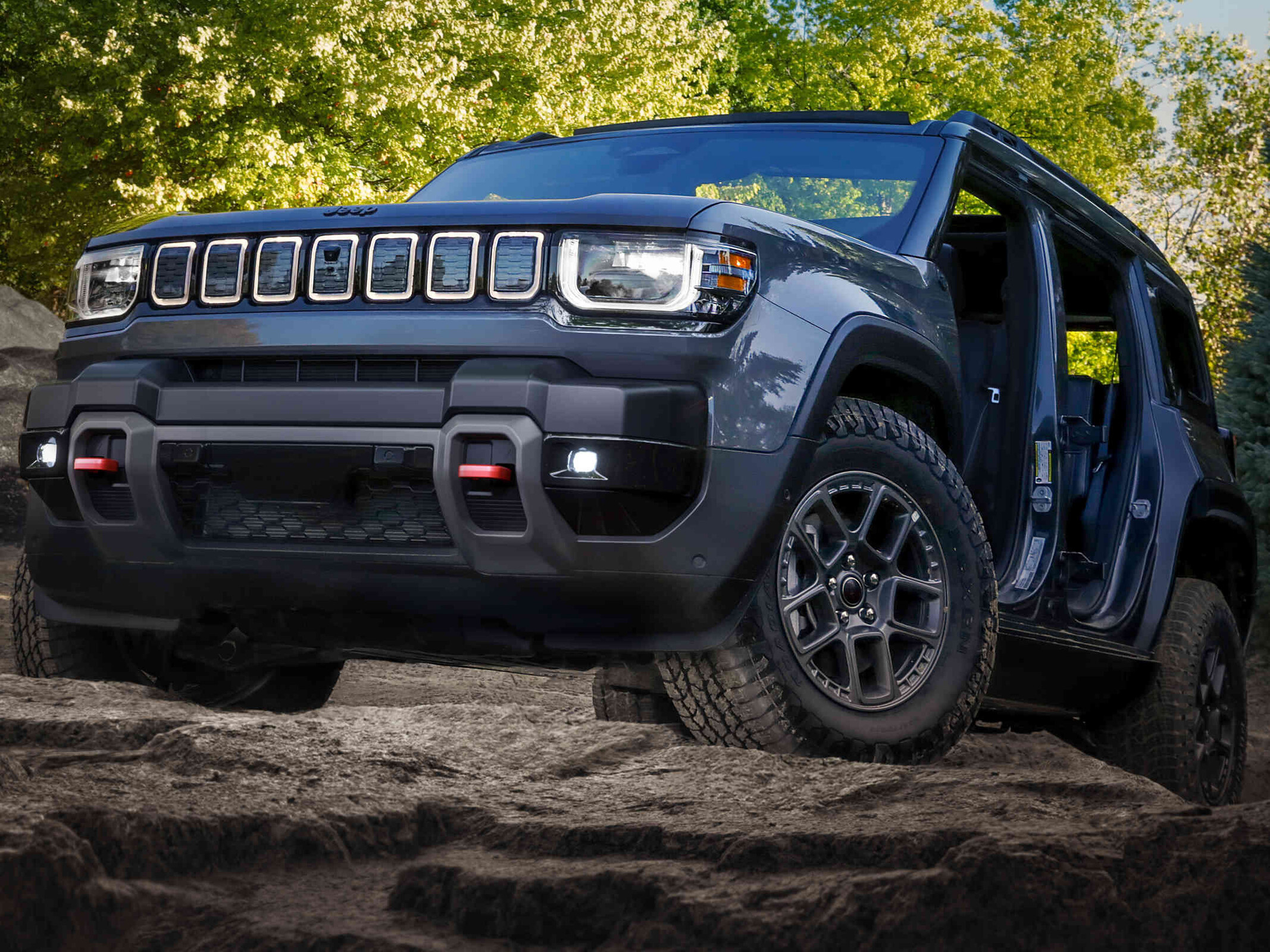Jeep Recon (2026): Offroad-Elektro-SUV mit 650 PS und 450 km Reichweite ...