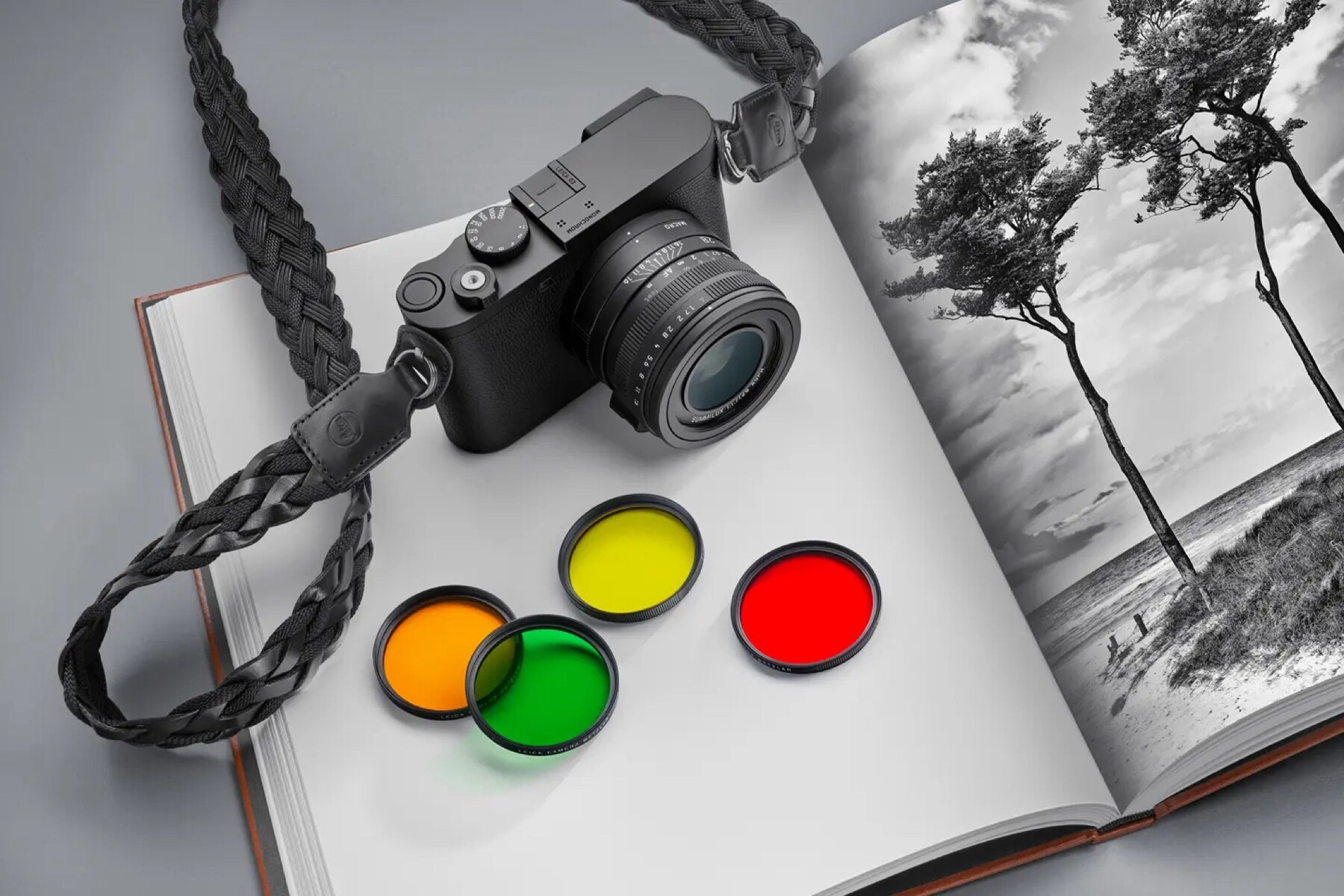 Leica enthüllt Q3 Monochrom mit 60 MP Vollformat-Schwarzweiß-Sensor und ...