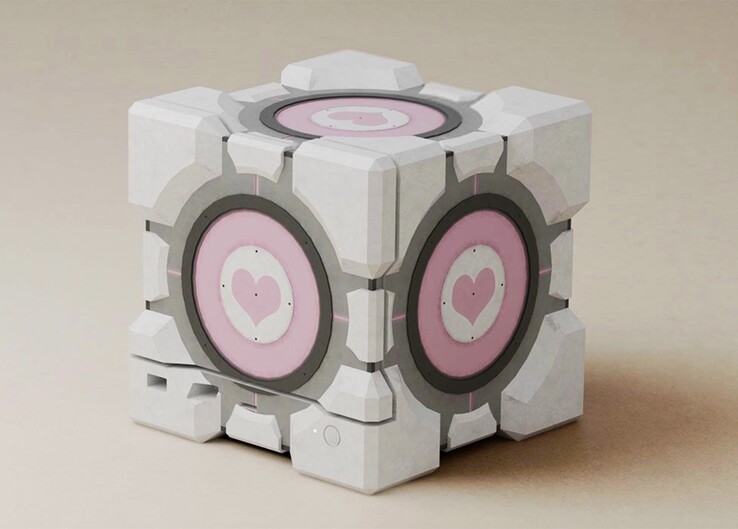 Valve zeigt Steam Machine mit E-Ink-Display, dbrand hüllt Konsole in Companion Cube ...