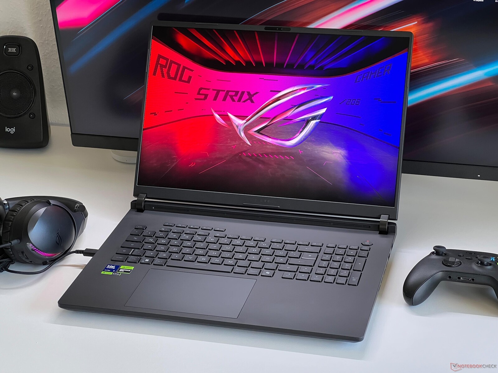 Asus ROG Strix Scar 18 startet mit RTX 5090, Mini-LED-Display und ...