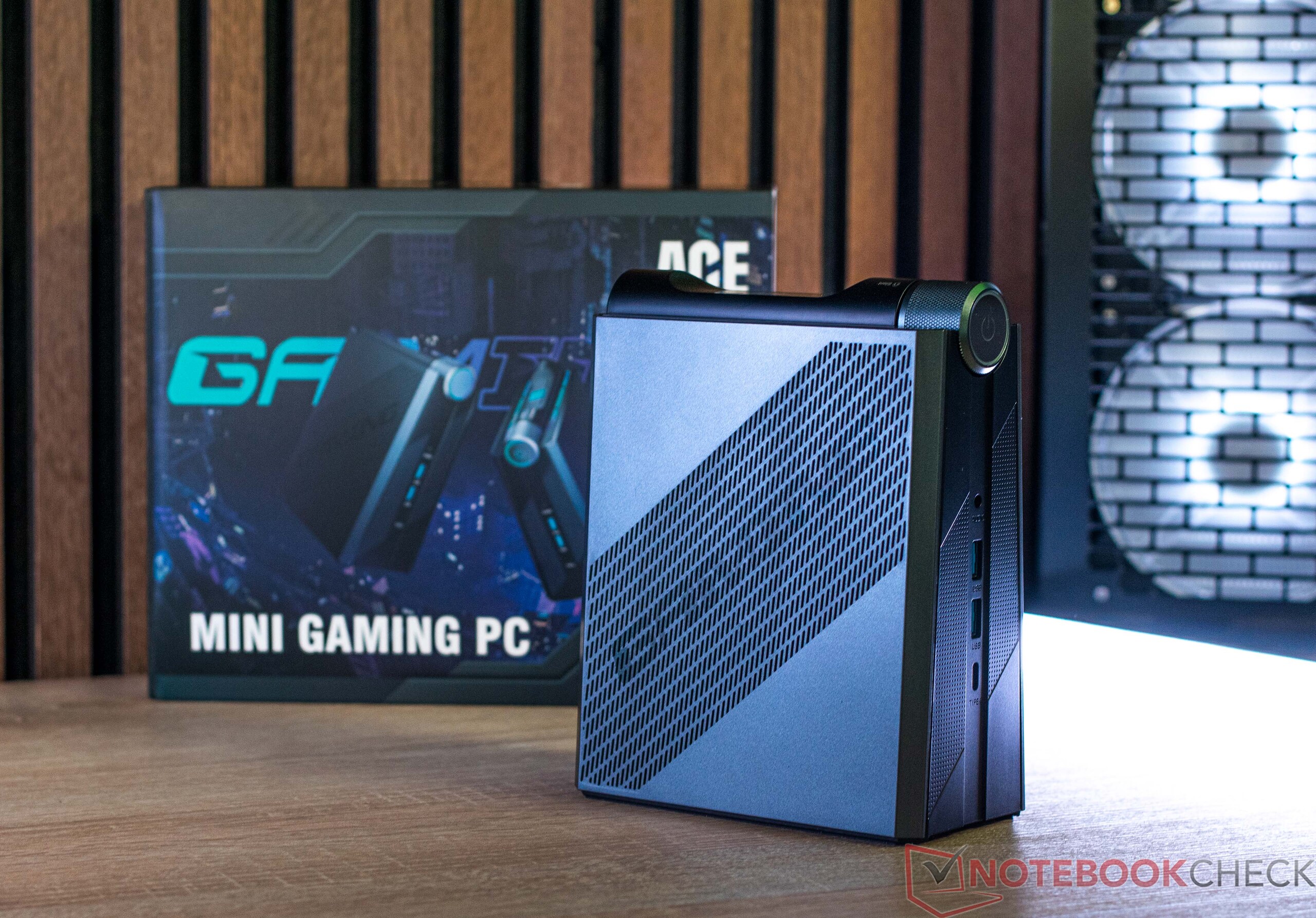 Ace Magician AM08 Pro Gaming-Mini-PC mit Ryzen 9 6900HX und einem ...