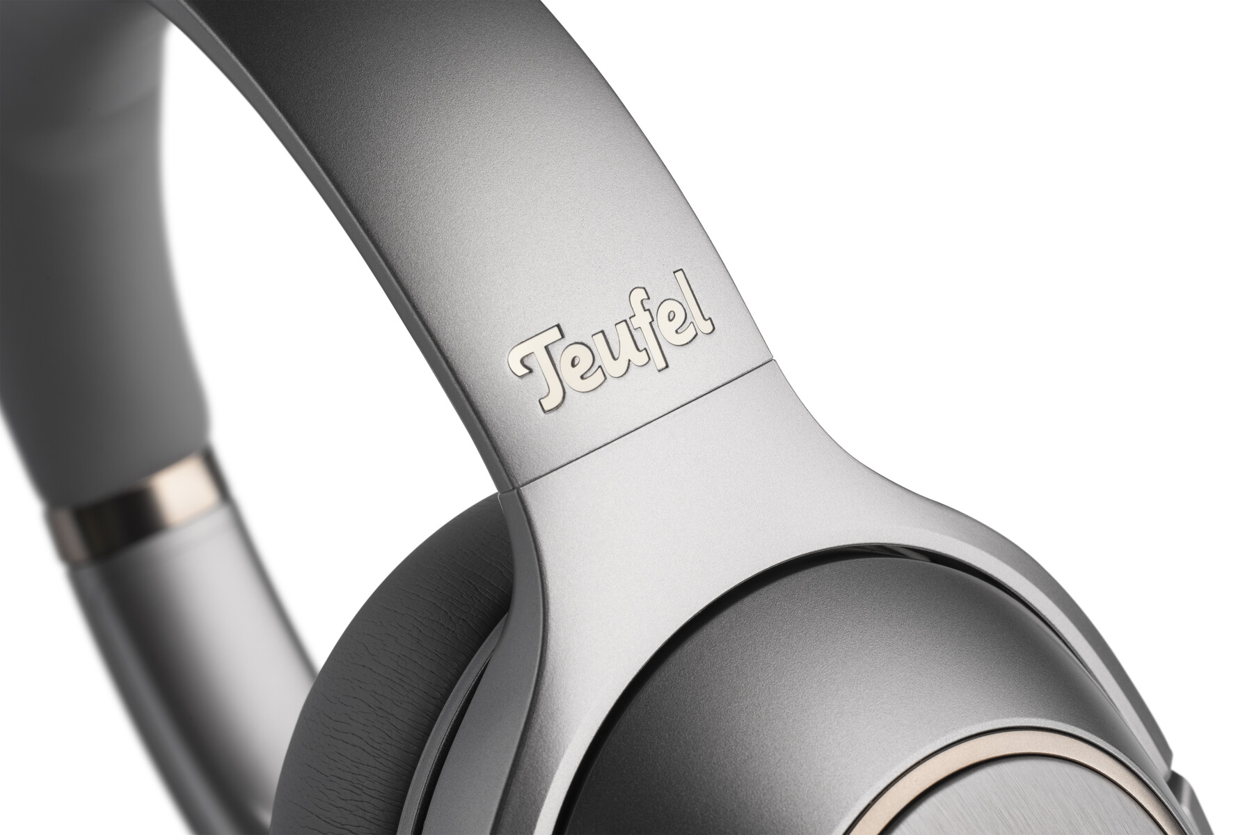 Teufel Real Blue Pro: Neue Premium-Kopfhörer mit dreistufigem ANC ...
