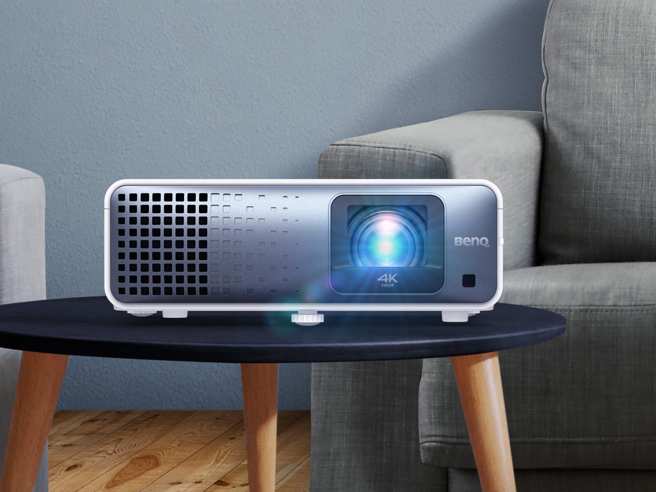 BenQ TK710STi: 4K-Beamer startet mit Smart-Dongle und Zoomobjektiv für ...